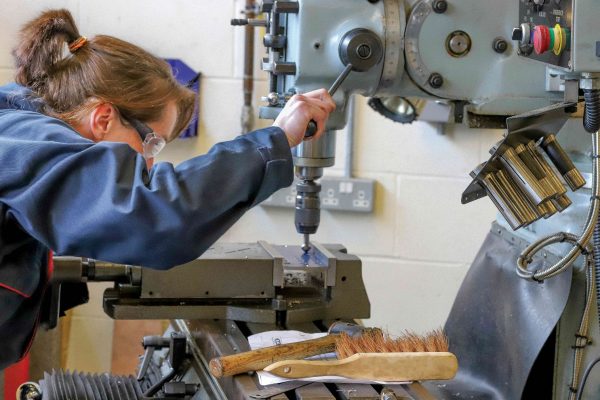 Standards Apprenticeship - Engineering Operations - Cornwall College Standards Apprenticeship - Engineering Operations - Cornwall College